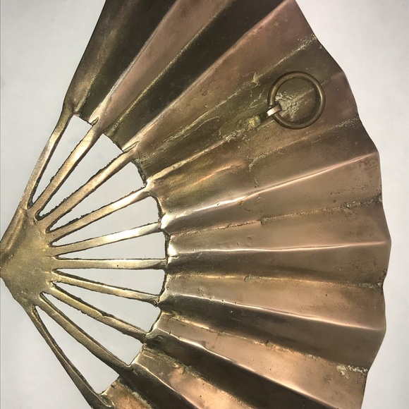 obet bleu | Wall Decor | 2 Vintage Brass Chinese Dragon Wall Art Fans ...